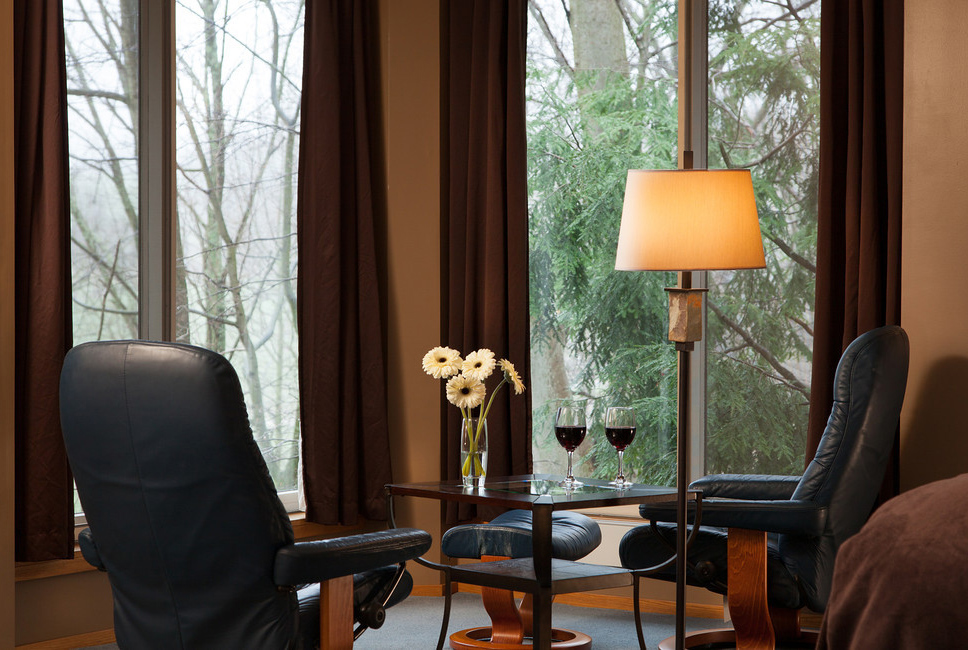 Amish Country Hotel | About The Inn at Honey Run